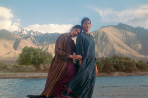 Designer Clothing Online - Sustainable, Handwoven Clothes | Ekadesign ...